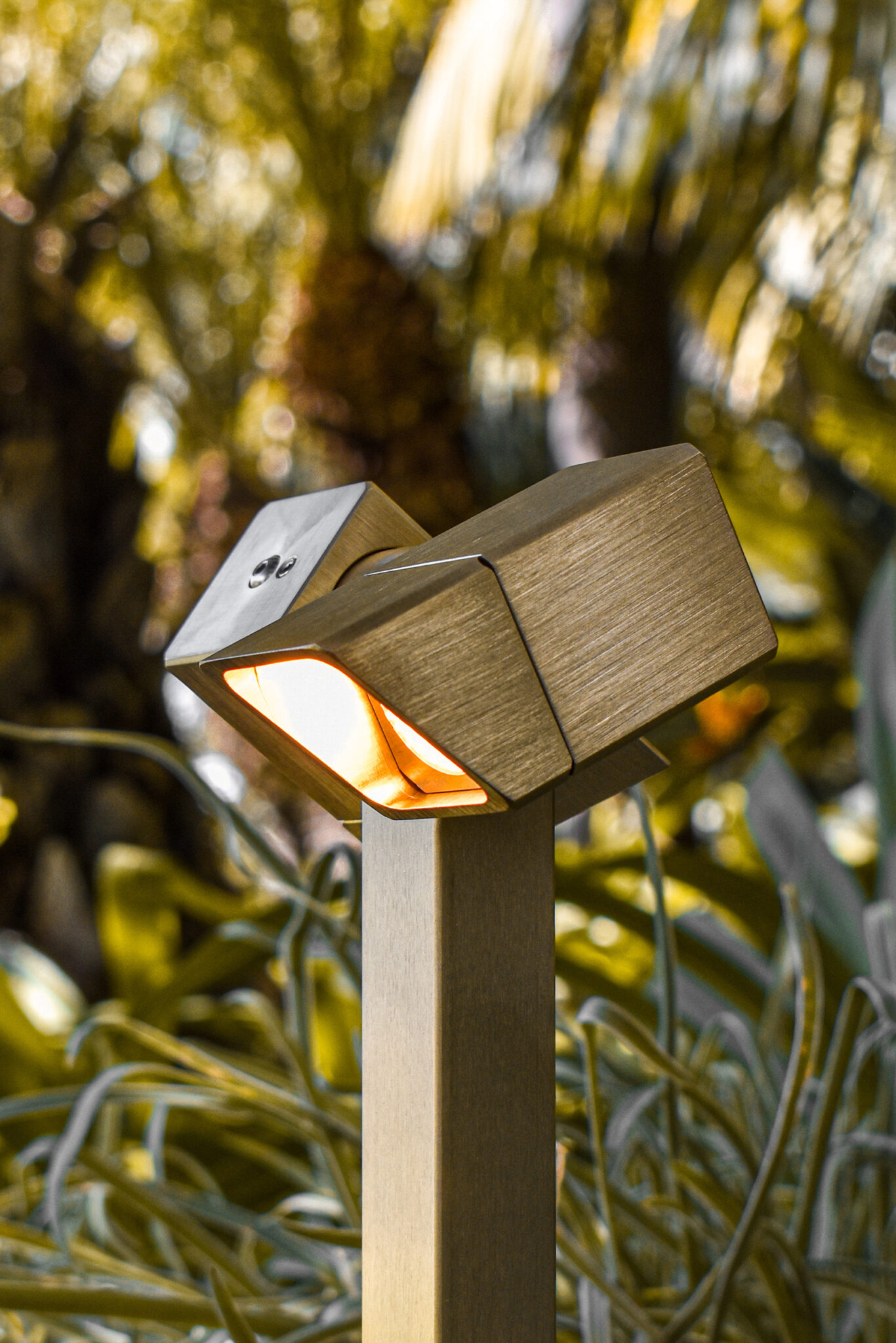 PTA775205 Qube – Auroralight